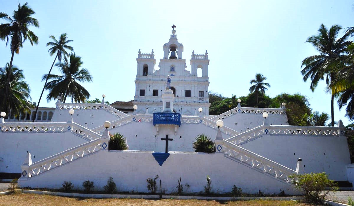 7 Best Things To Do In Goa; Stay at Cherry's Goa